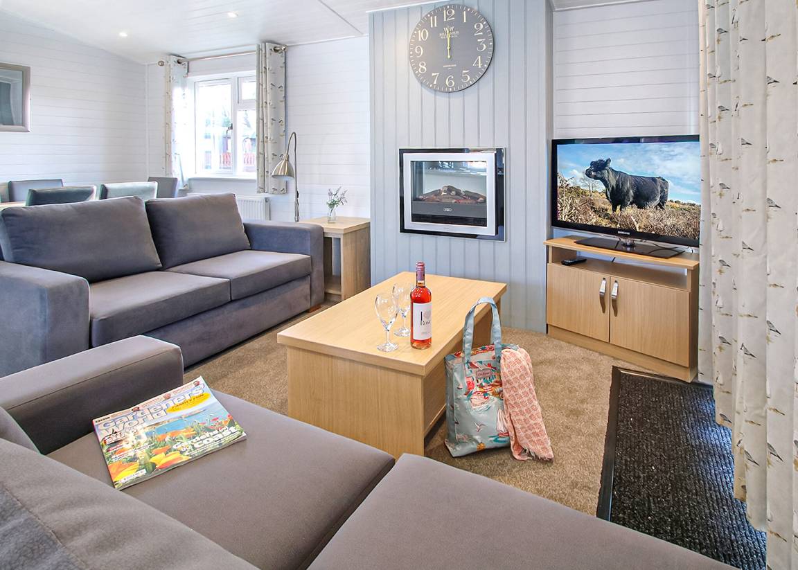 Chalet ∙ 2 Bedrooms ∙ 4 Guests - Brockenhurst