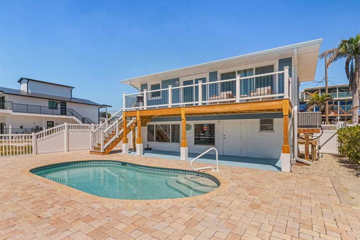 72 M² House ∙ 2 Bedrooms ∙ 6 Guests - Fort Myers Beach, FL