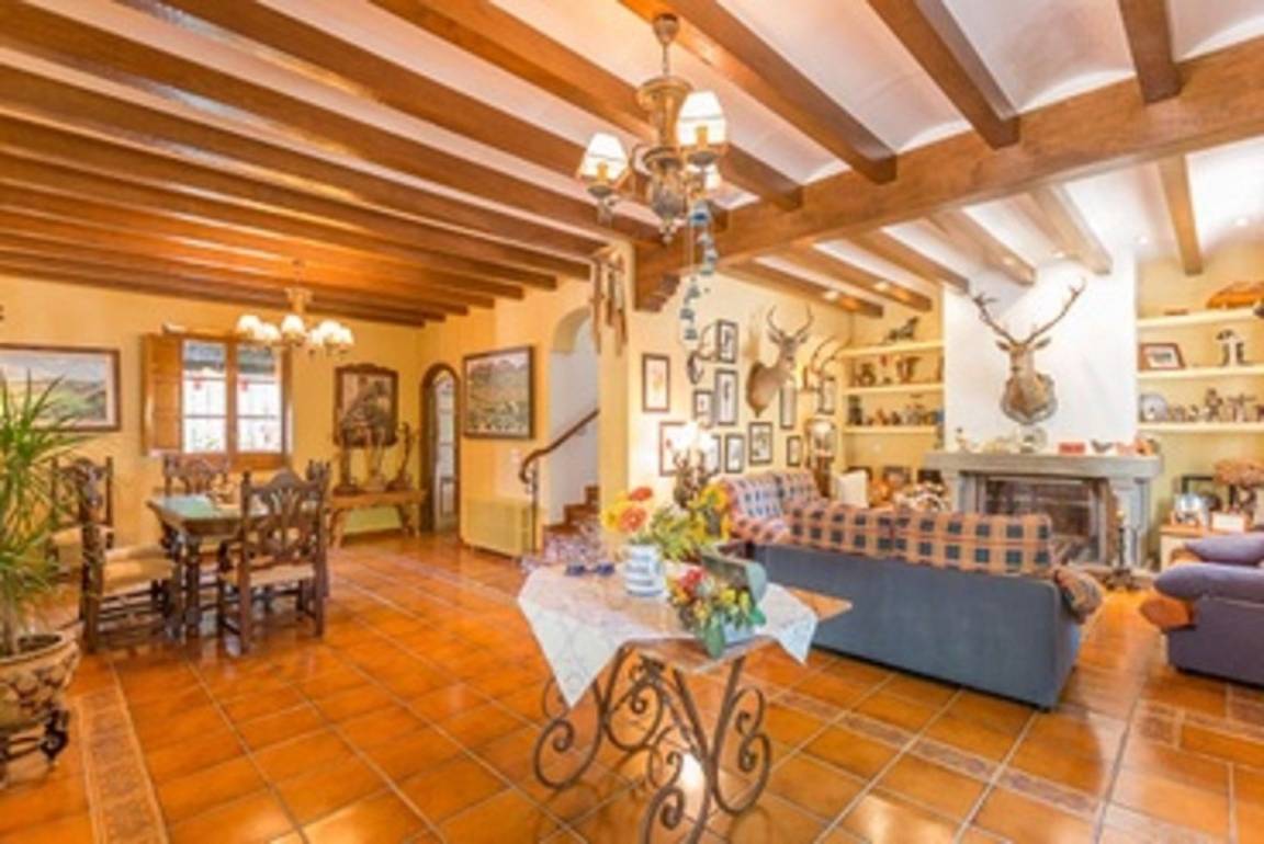360 M² Casa ∙ 4 Habitaciones ∙ 10 Huéspedes - Priego de Córdoba