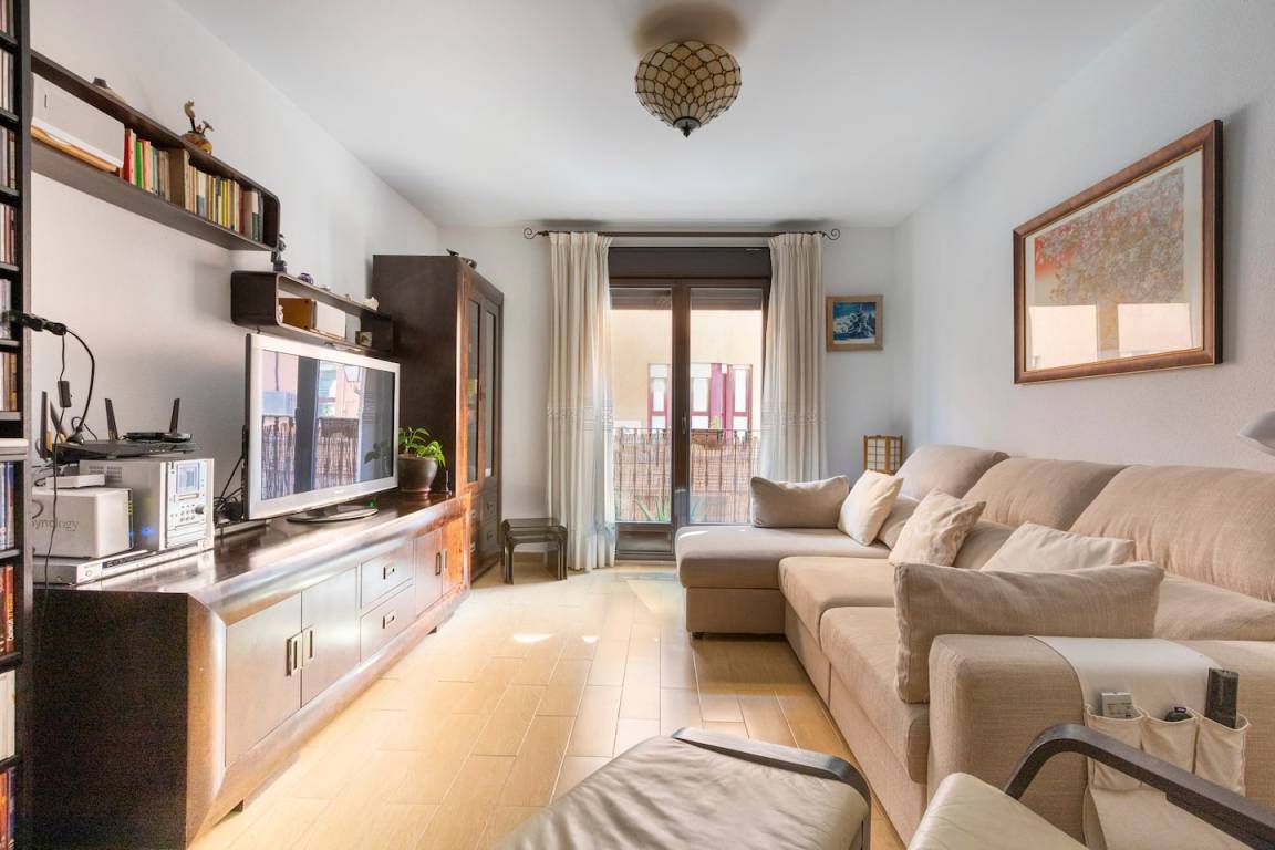 Apartamento ∙ 3 Habitaciones ∙ 7 Huéspedes - Alcalá de Henares