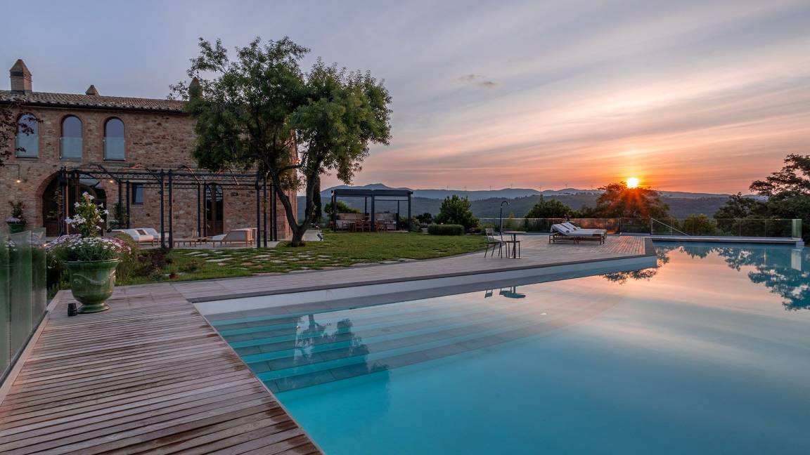 700 M² Villa ∙ 5 Slaapkamers ∙ 10 Gasten - Cecina