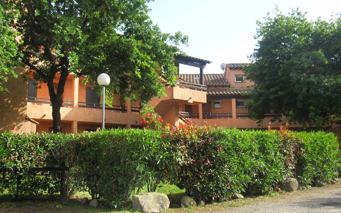27 M² Appartement ∙ 2 Chambres ∙ 3 Personnes - Ghisonaccia