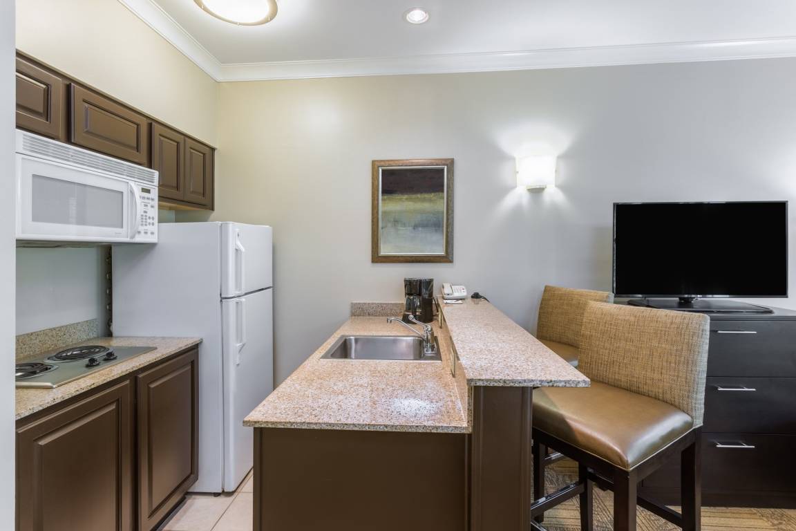 Condo ∙ 1 Bedroom ∙ 2 Guests - Savannah, GA