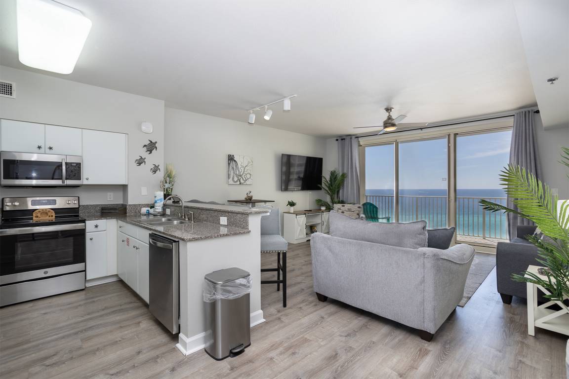116 M² Condo ∙ 3 Bedrooms ∙ 8 Guests - Panama City Beach, FL