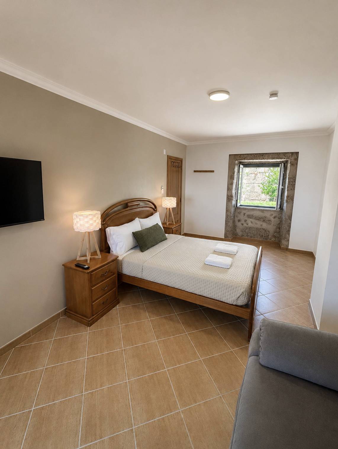 Apartamento ∙ 3 Quartos ∙ 6 Hóspedes - Covilhã