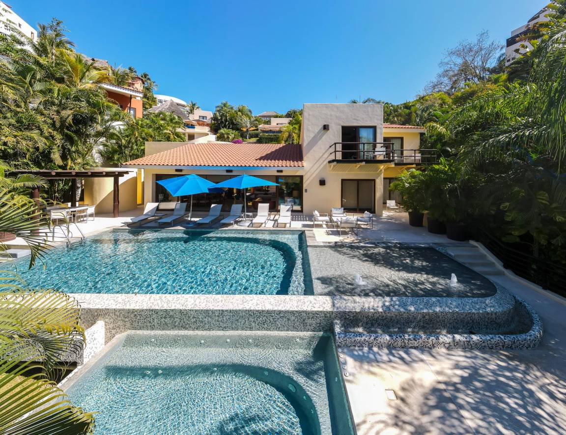 251 M² House ∙ 4 Bedrooms ∙ 10 Guests - La Cruz de Huanacaxtle