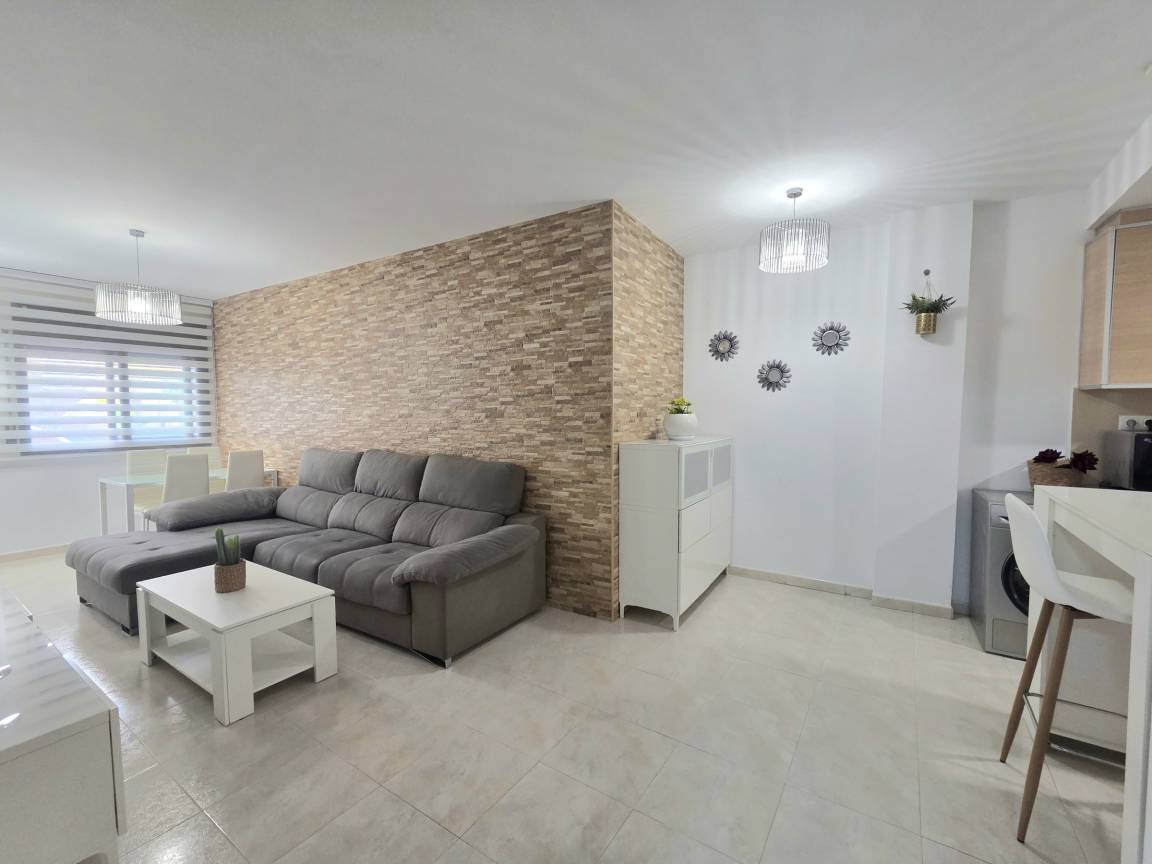 79 M² Apartment ∙ 2 Bedrooms ∙ 6 Guests - Calella