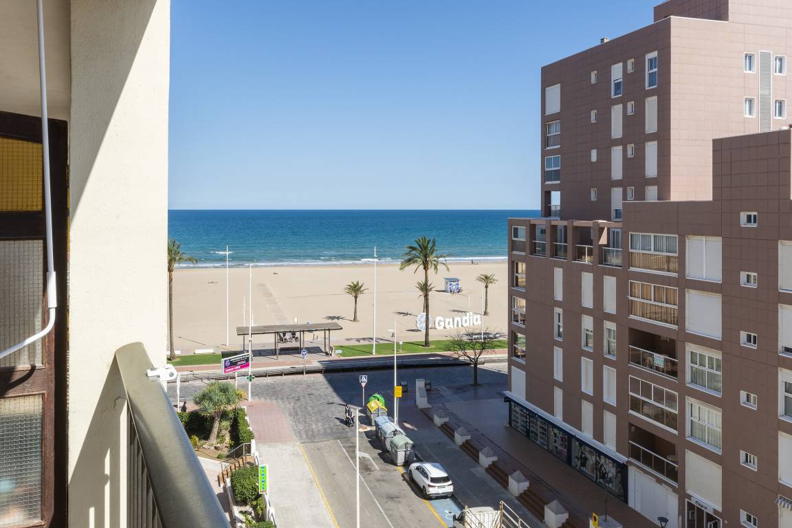 59 M² Apartamento ∙ 2 Habitaciones ∙ 6 Huéspedes - Gandía