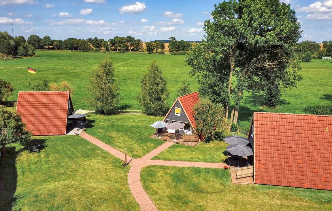 40 M² Ferienhaus ∙ 2 Schlafzimmer ∙ 4 Gäste - Sternberg