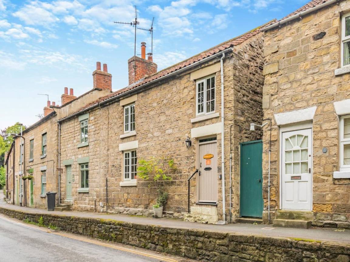 Landhaus ∙ 2 Schlafzimmer ∙ 4 Gäste - Thornton Dale