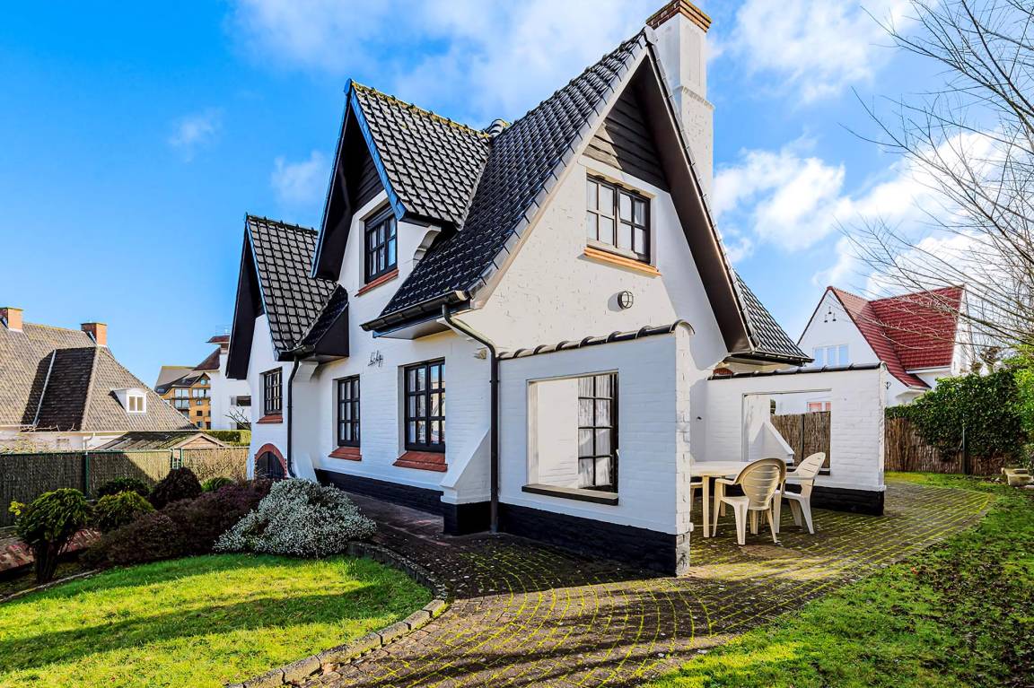 Villa ∙ 4 Bedrooms ∙ 9 Guests - Koksijde