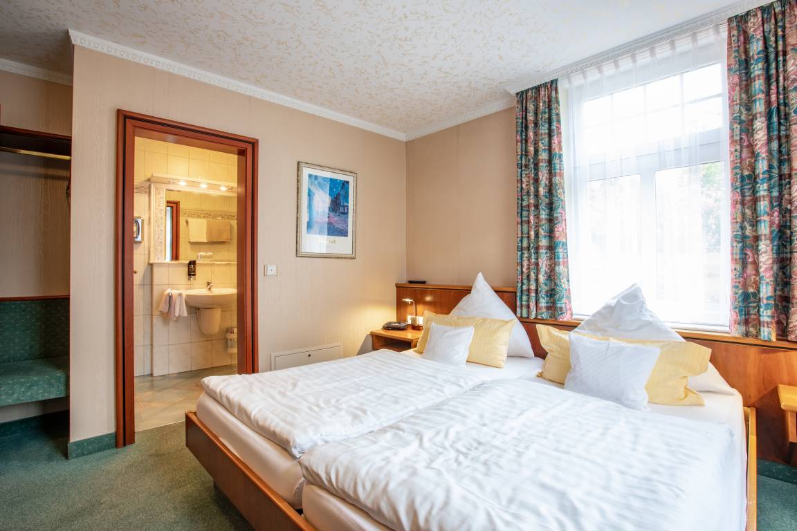 40 M² Ferienwohnung ∙ 1 Schlafzimmer ∙ 4 Gäste - Bad Bocklet