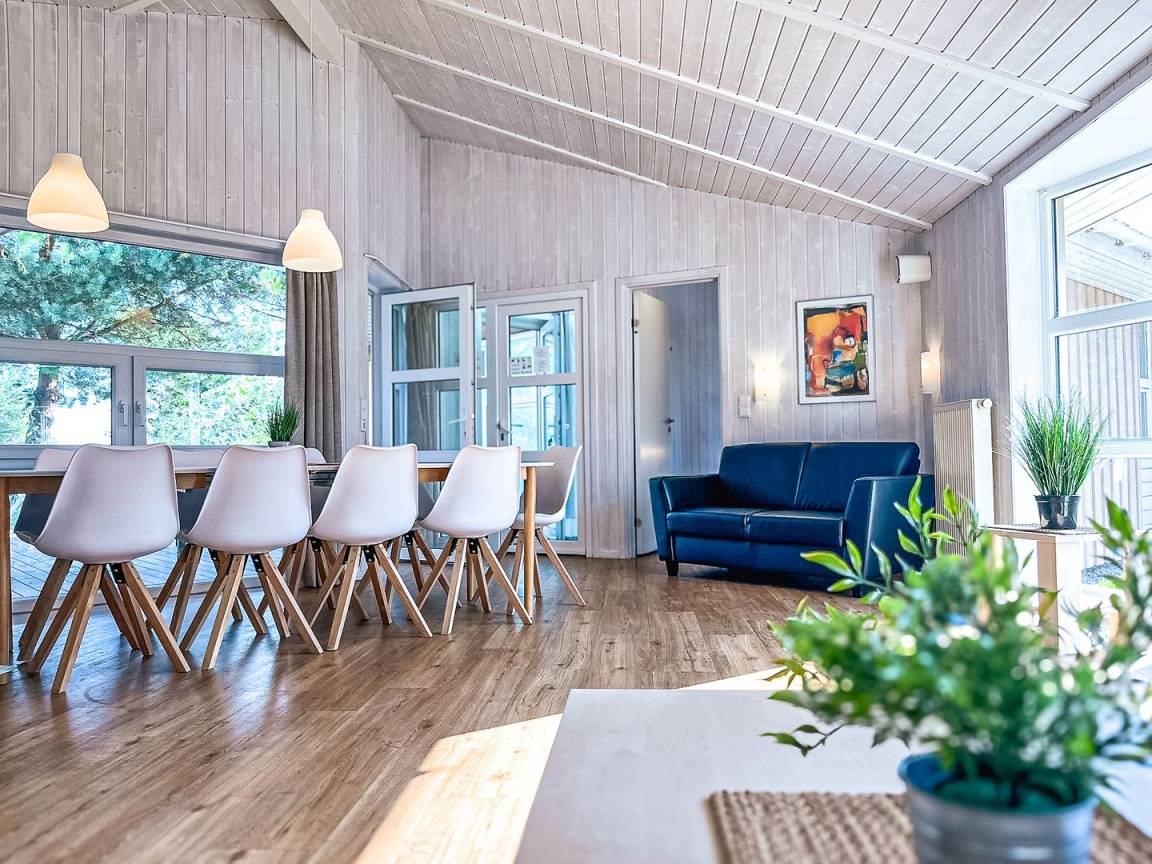 172 M² Casa ∙ 5 Quartos ∙ 10 Hóspedes - Lübeck