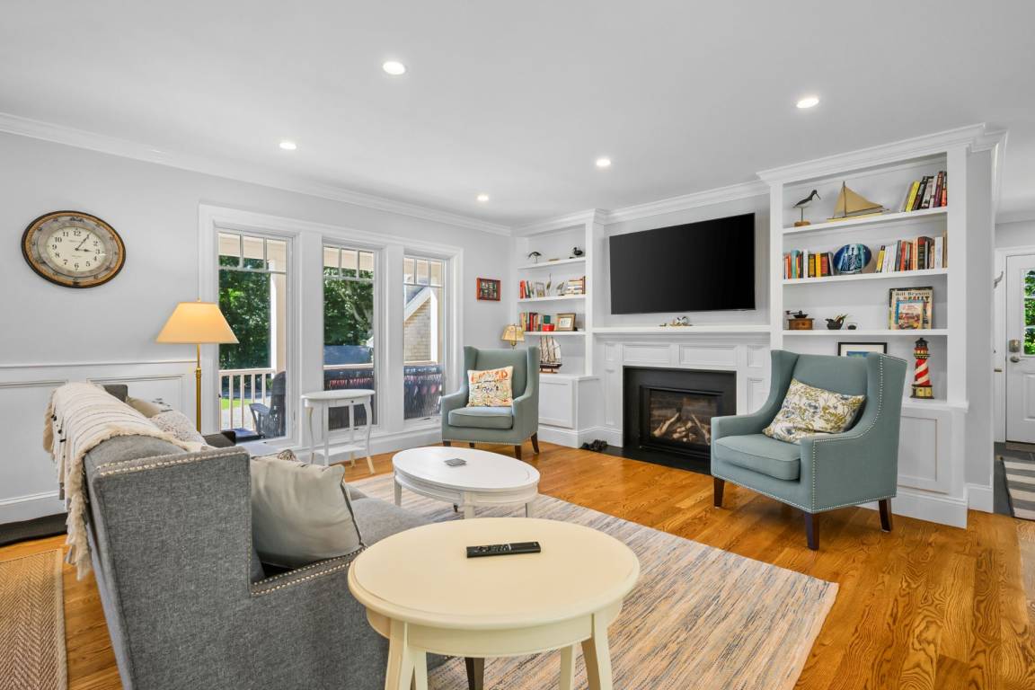 208 M² House ∙ 4 Bedrooms ∙ 10 Guests - Cape Cod Museum Of Natural History