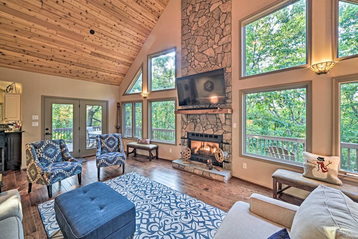 306 M² House ∙ 5 Bedrooms ∙ 10 Guests - Wintergreen Resort, VA