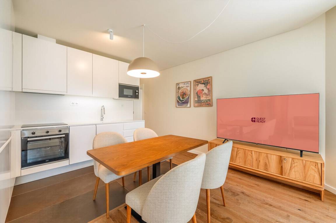 67 M² Apartamento ∙ 1 Habitación ∙ 4 Huéspedes - Montijo, Portugal