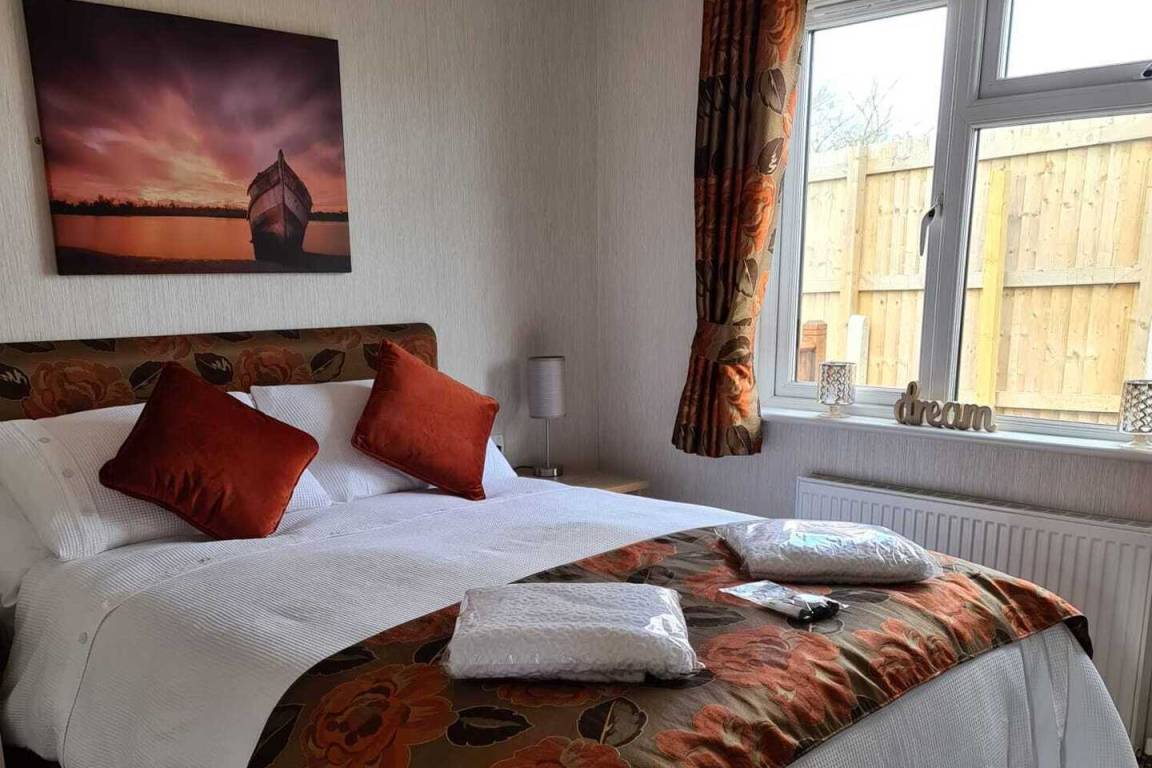 60 M² Cabin ∙ 2 Bedrooms ∙ 4 Guests - Yorkshire