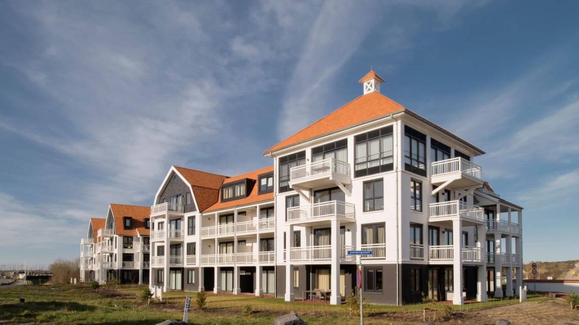 150 M² Appartement ∙ 3 Slaapkamers ∙ 5 Gasten - Cadzand