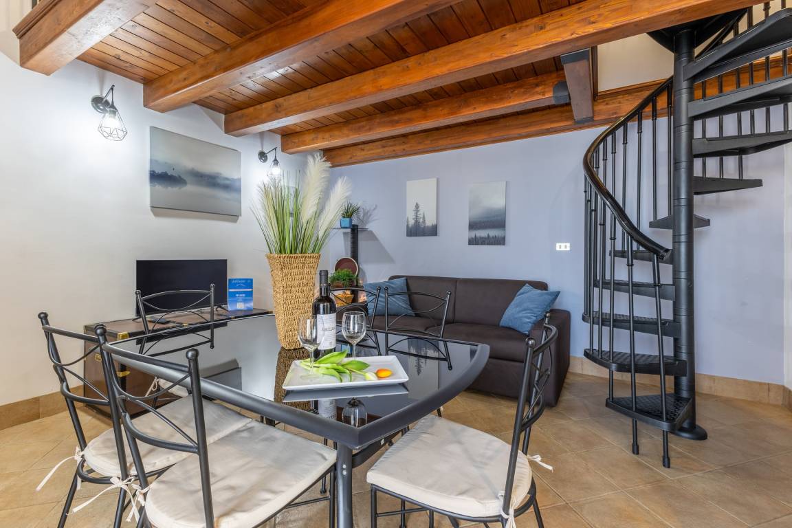 65 M² Ferienwohnung ∙ 1 Schlafzimmer ∙ 4 Gäste - Vittoria