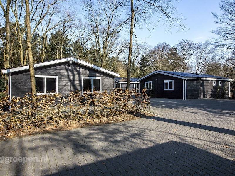 Ferienhaus ∙ 4 Schlafzimmer ∙ 24 Gäste - Meppel