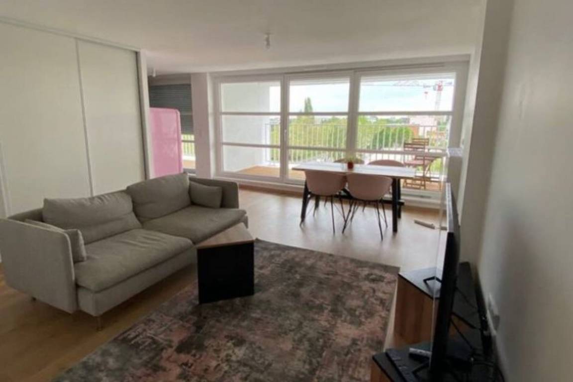 79 M² Appartement ∙ 3 Chambres ∙ 5 Personnes - Strasbourg