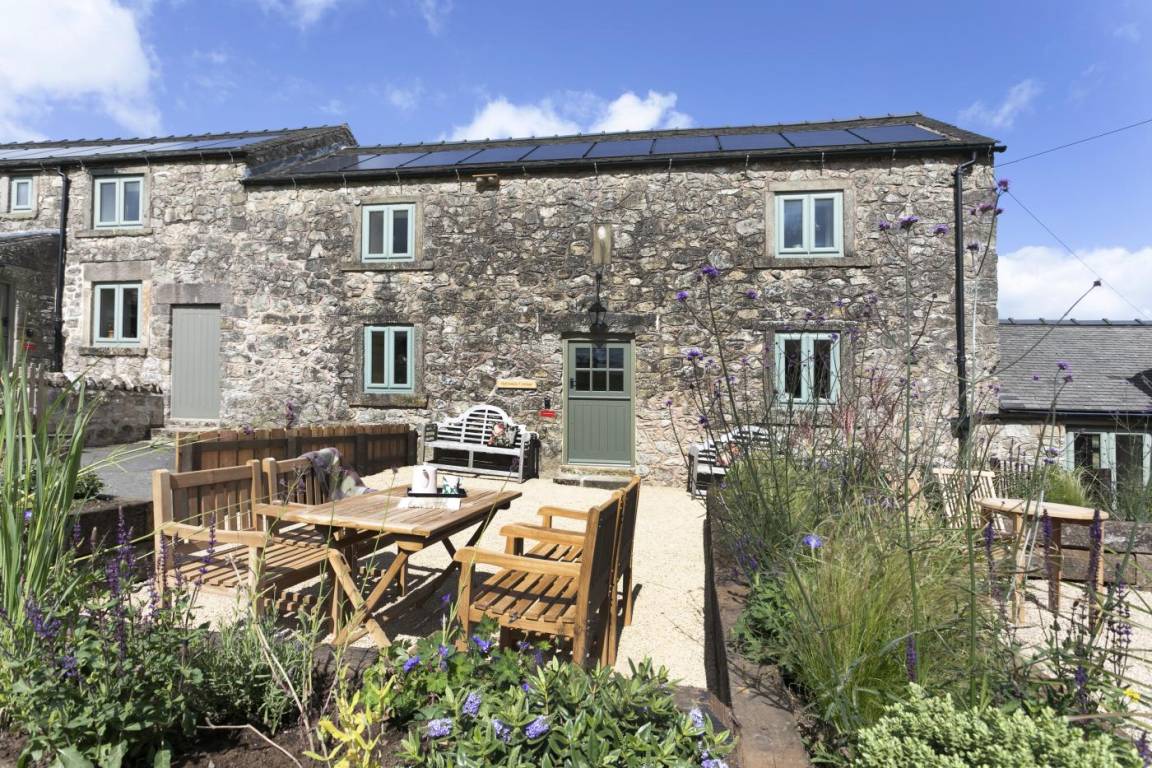 Cottage ∙ 2 Bedrooms ∙ 4 Guests - Wirksworth