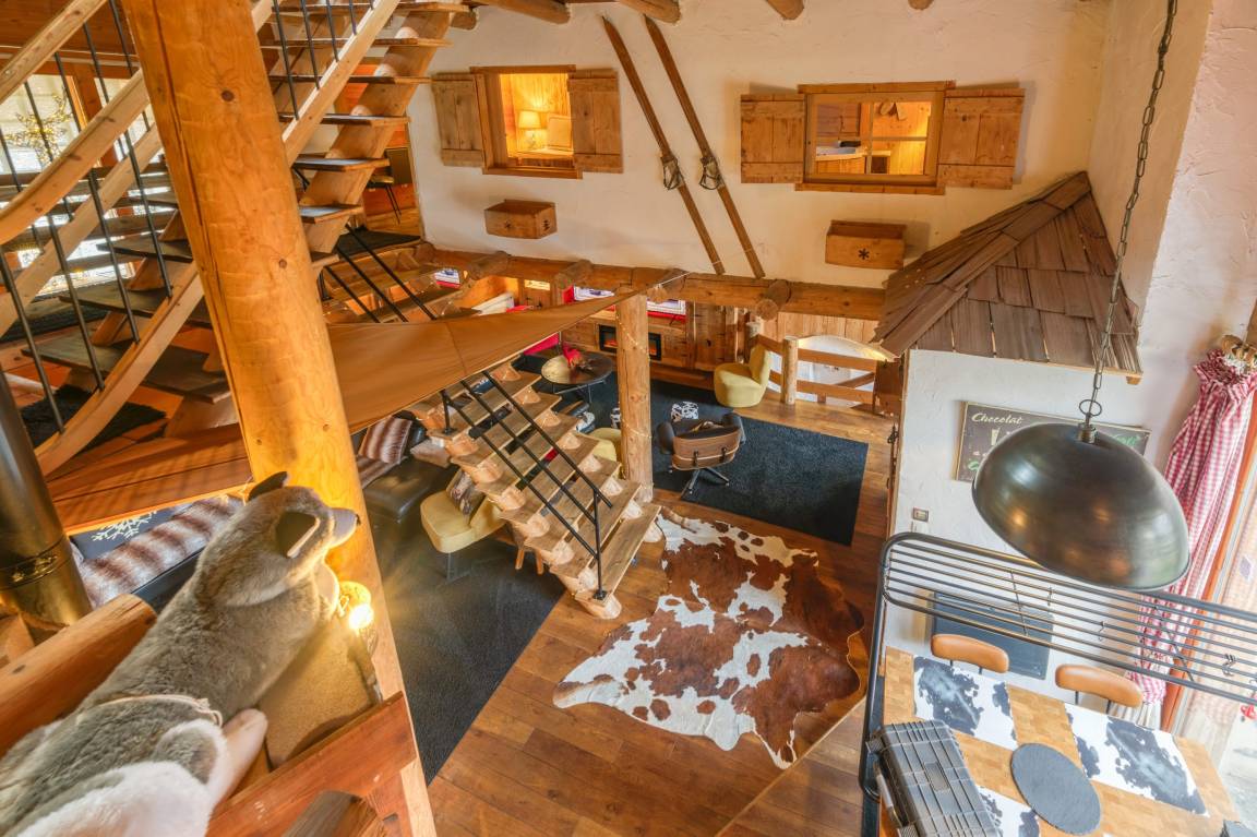 250 M² Chalet ∙ 6 Habitaciones ∙ 10 Huéspedes - Auris