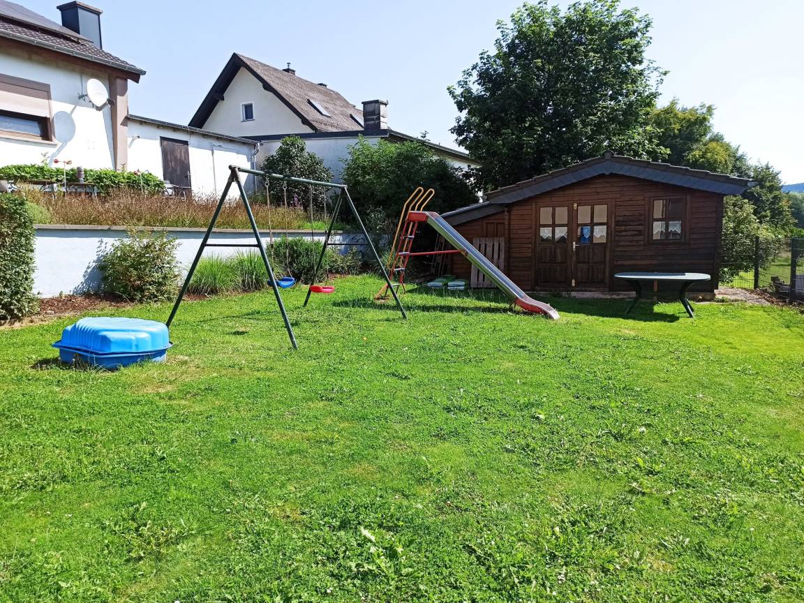 60 M² Ferienwohnung ∙ 2 Schlafzimmer ∙ 4 Gäste - Sankt Vith