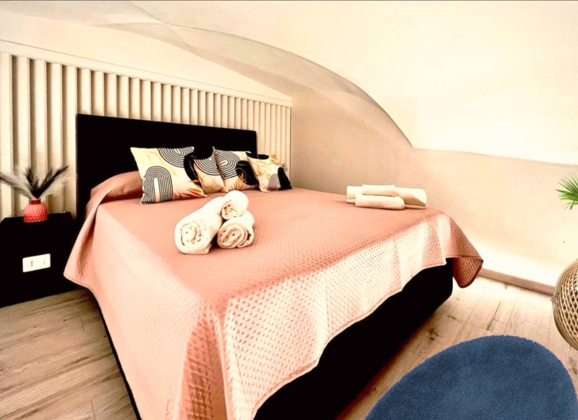 75 M² Ferienhaus ∙ 2 Schlafzimmer ∙ 6 Gäste - Catania