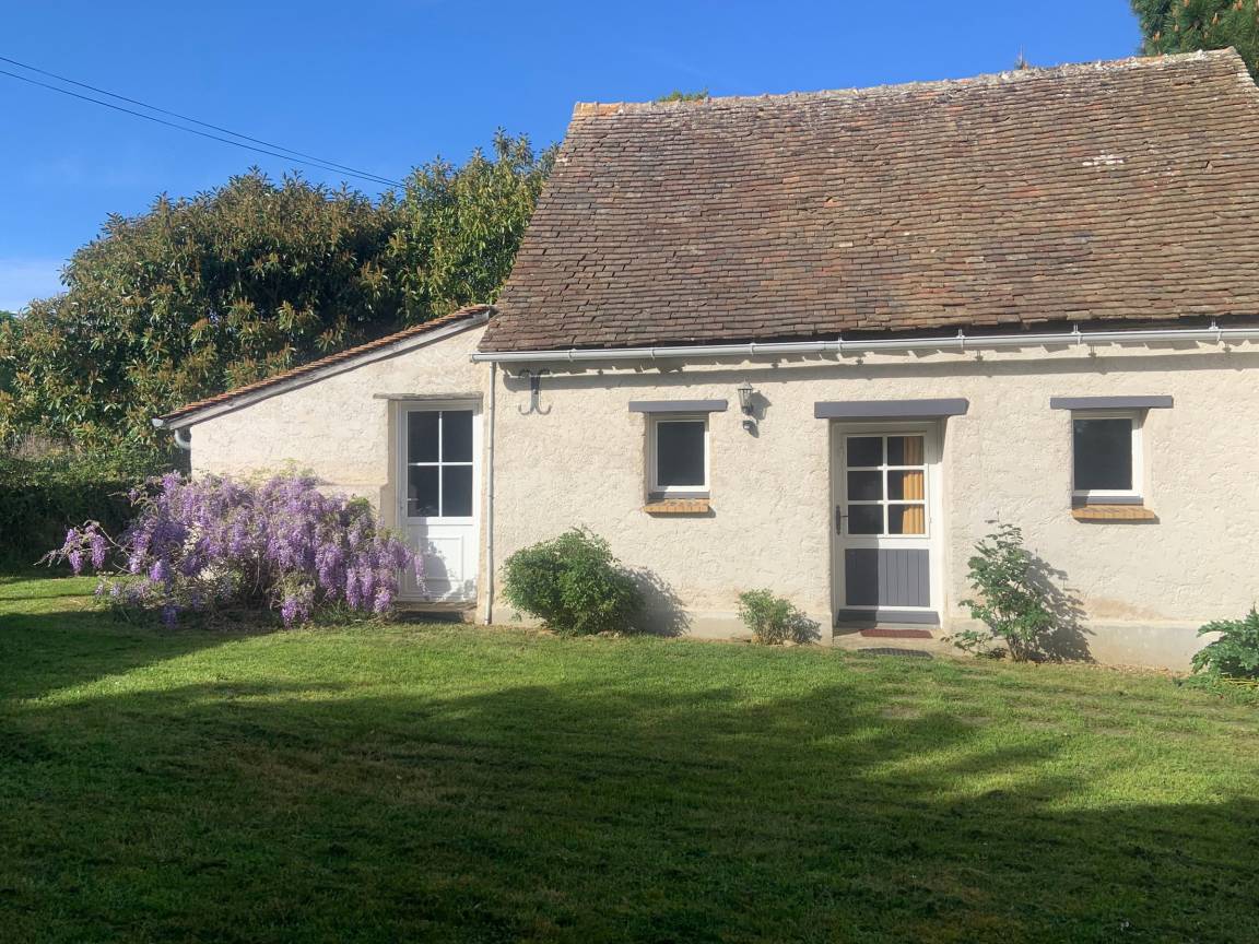 90 M² Cottage ∙ 2 Bedrooms ∙ 6 Guests - Loire Valley