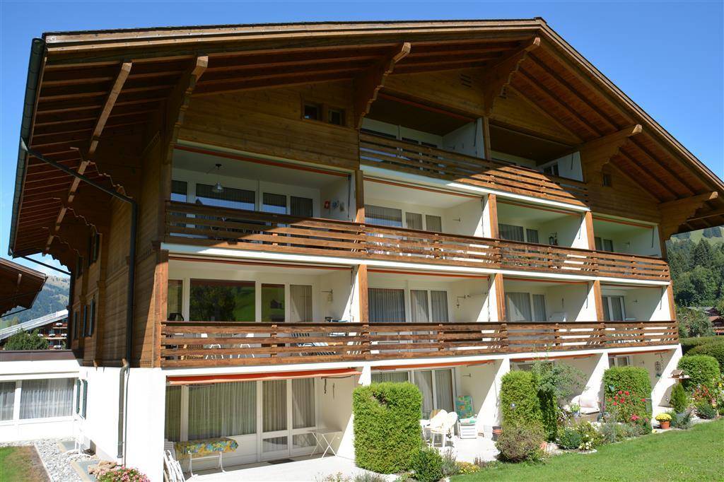 75 M² Appartement ∙ 1 Chambre ∙ 4 Personnes - Zweisimmen