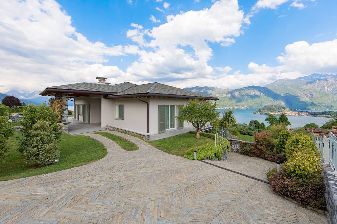 370 M² Villa ∙ 6 Chambres ∙ 12 Personnes - Mandello del Lario