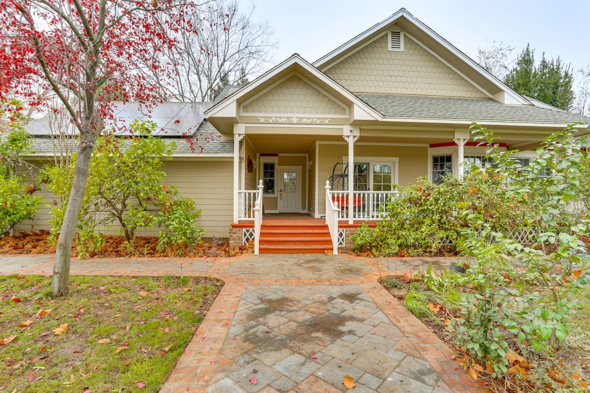 187 M² House ∙ 3 Bedrooms ∙ 8 Guests - Red Bluff, CA