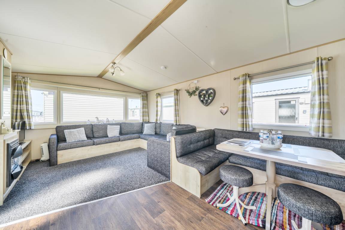 40 M² Cabin ∙ 3 Bedrooms ∙ 8 Guests - Rhyl