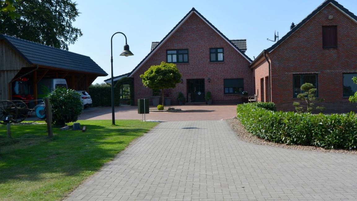 58 M² Apartment ∙ 1 Bedroom ∙ 2 Guests - Rastede