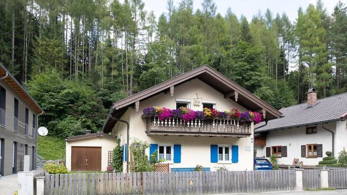 50 M² Ferienwohnung ∙ 1 Schlafzimmer ∙ 4 Gäste - Eschenlohe