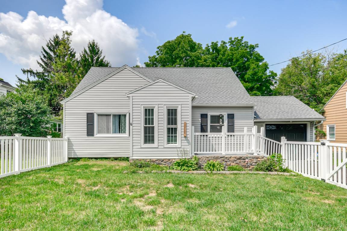 108 M² House ∙ 2 Bedrooms ∙ 3 Guests - Syracuse, NY