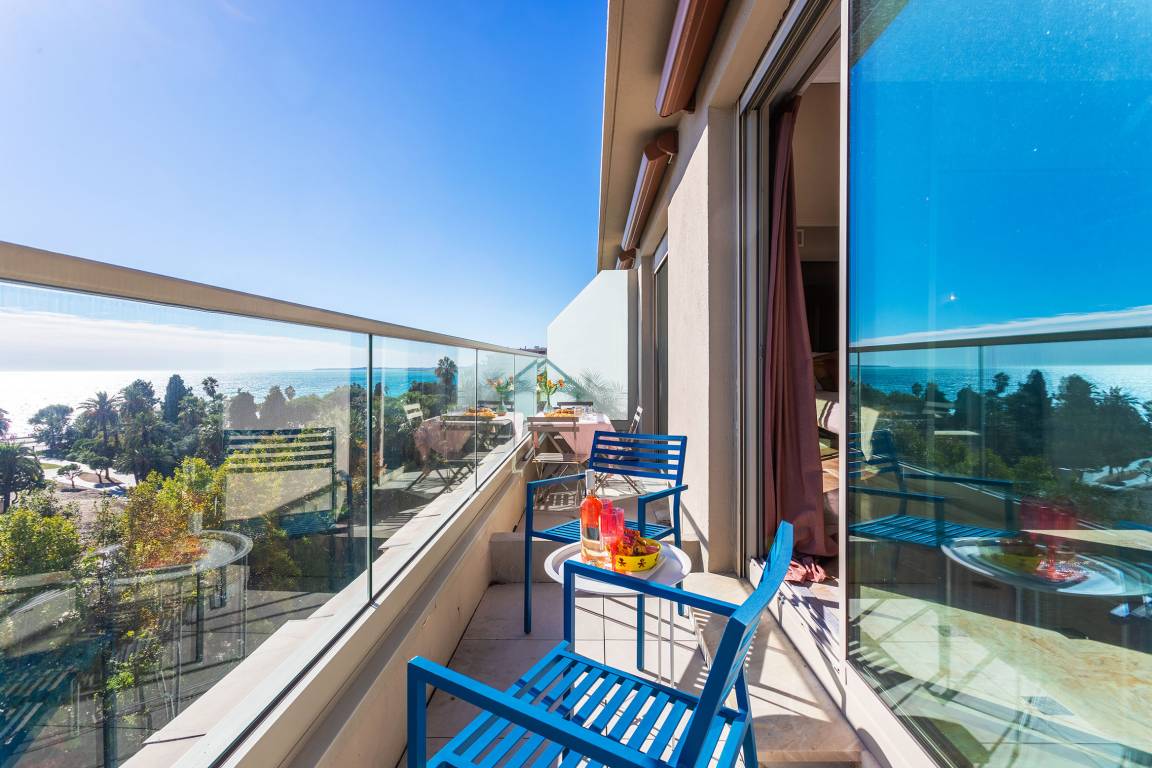 110 M² Appartement ∙ 3 Chambres ∙ 7 Personnes - ibis Nice Centre Gare