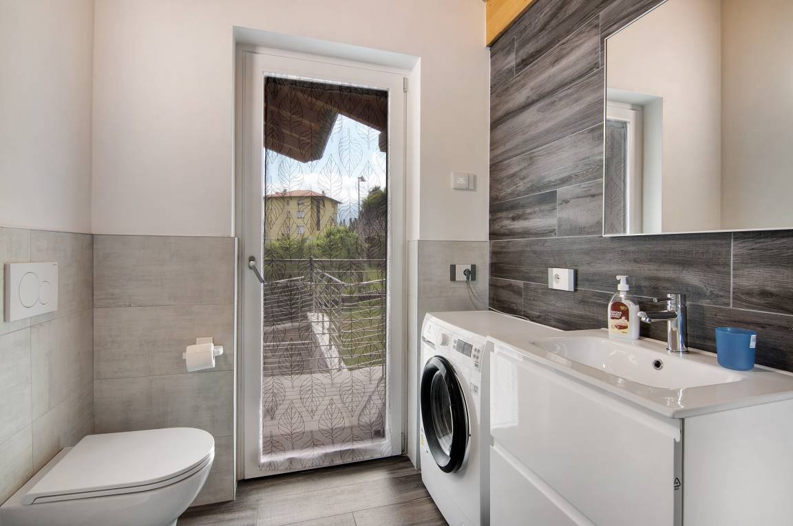 40 M² Ferienhaus ∙ 1 Schlafzimmer ∙ 4 Gäste - Domaso