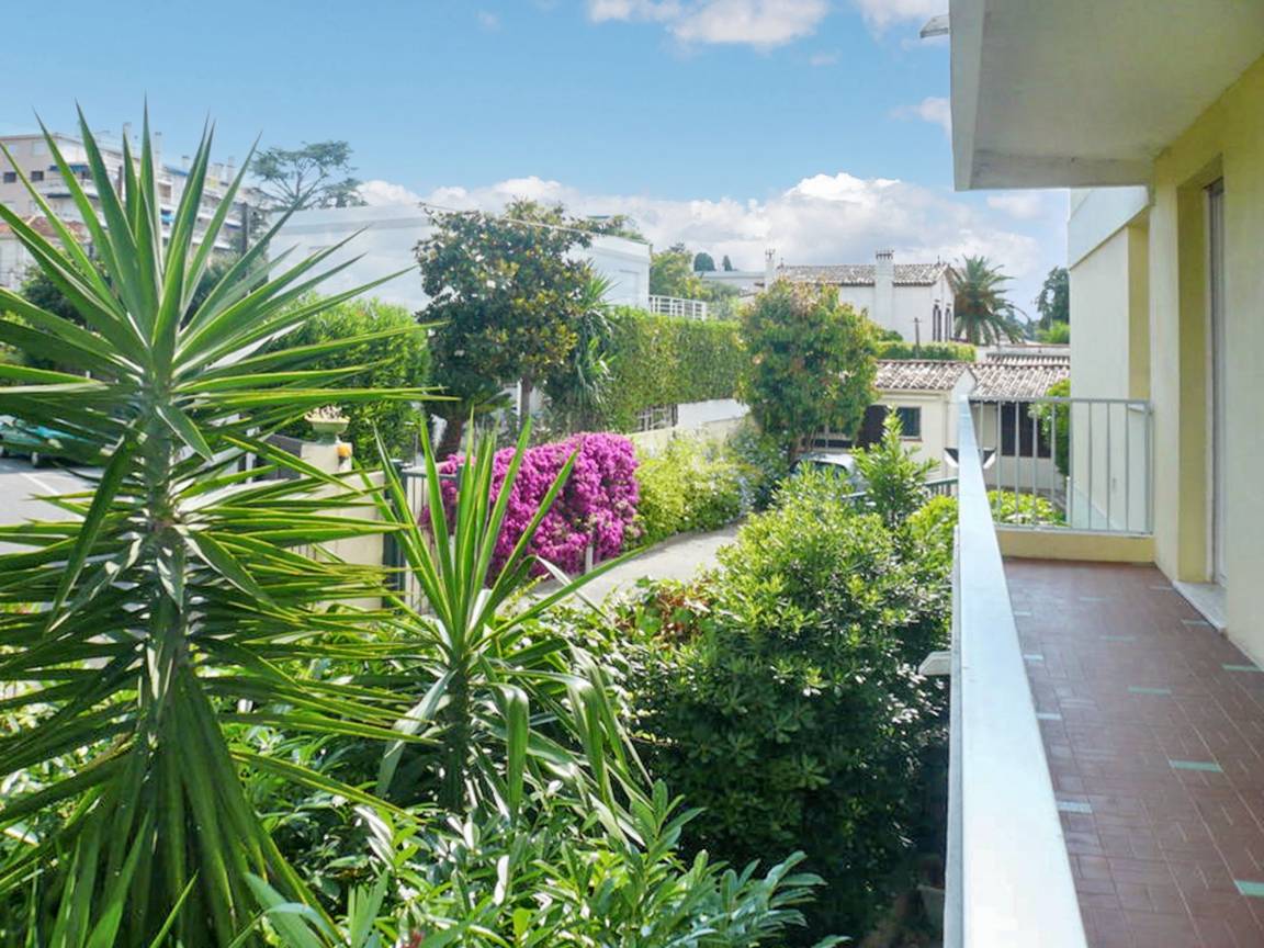 130 M² Appartement ∙ 2 Chambres ∙ 6 Personnes - Antibes