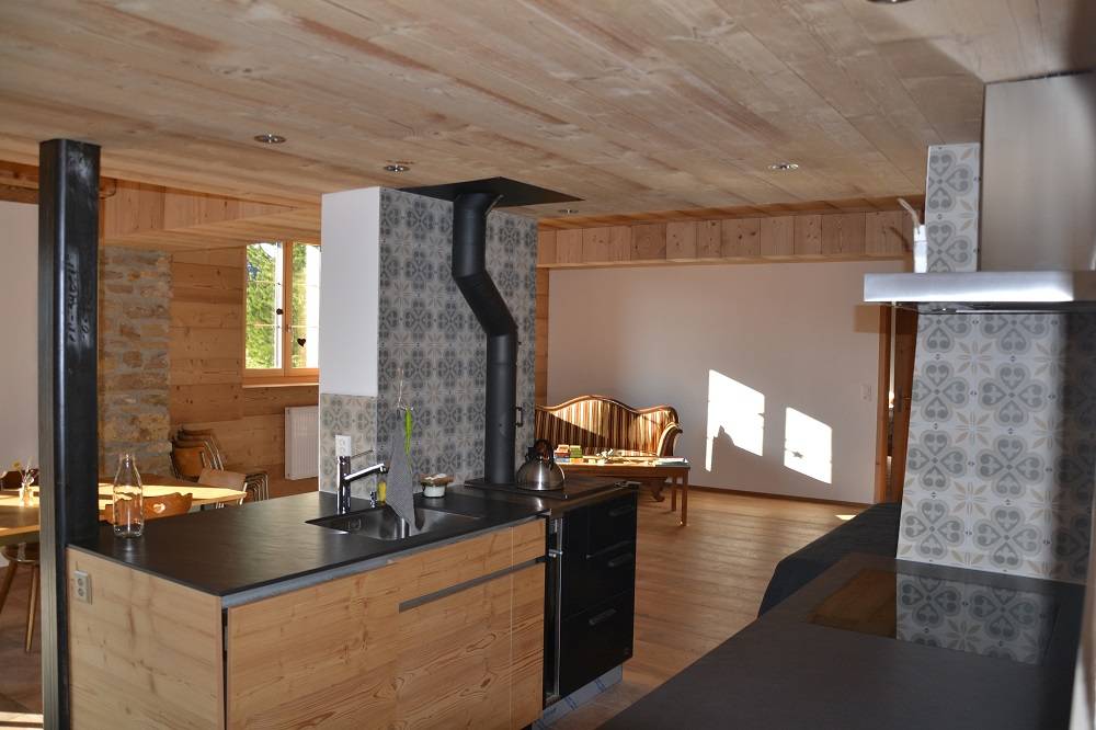 120 M² Ferienwohnung ∙ 2 Schlafzimmer ∙ 8 Gäste - Les Breuleux