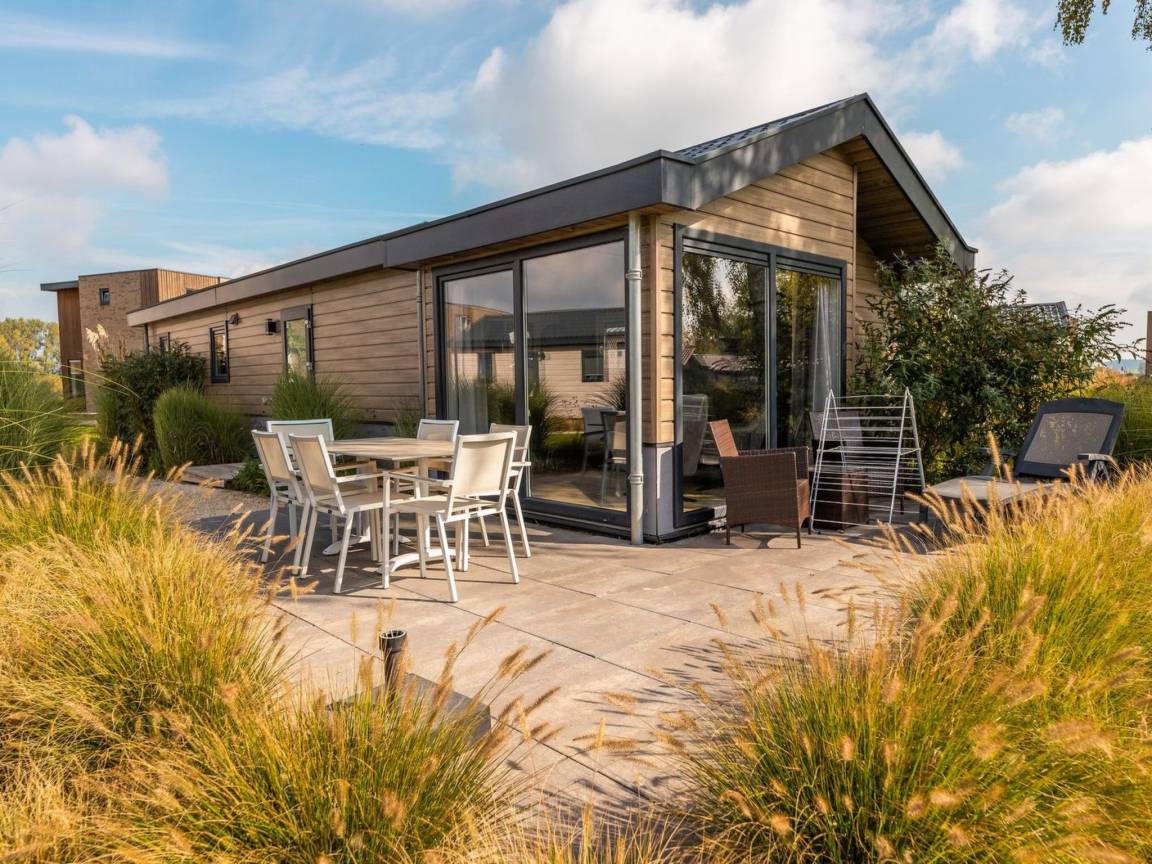 45 M² House ∙ 3 Bedrooms ∙ 6 Guests - Zaltbommel