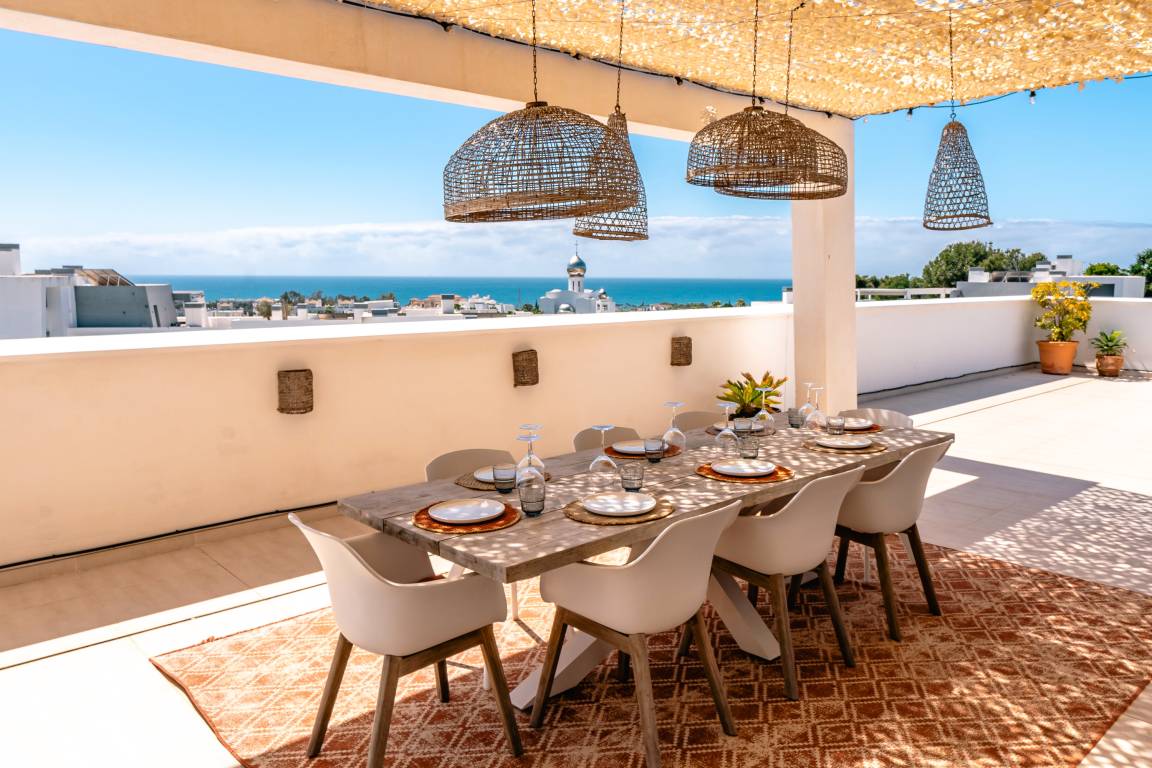 122 M² Apartamento ∙ 4 Habitaciones ∙ 8 Huéspedes - Estepona