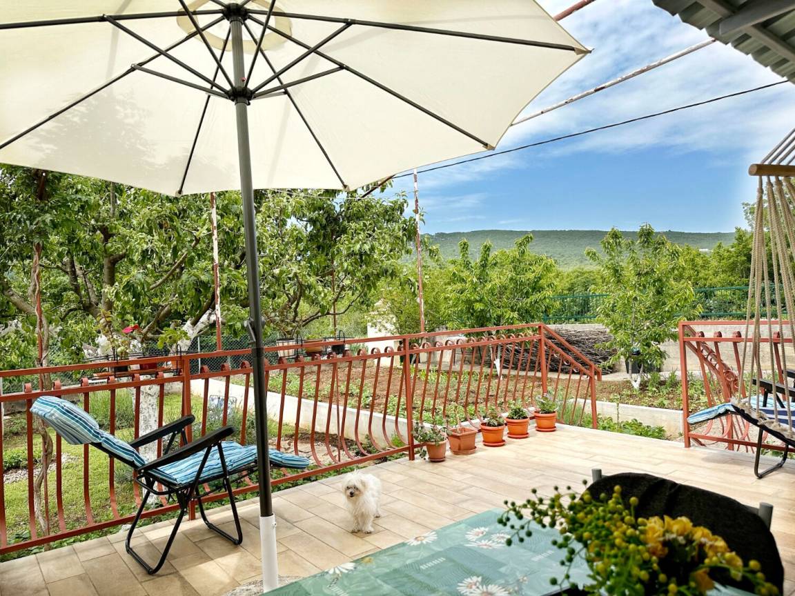 58 M² Ferienhaus ∙ 2 Schlafzimmer ∙ 6 Gäste - Omiš