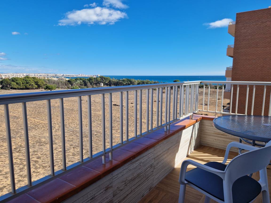 70 M² Apartment ∙ 2 Bedrooms ∙ 4 Guests - Cabo Roig