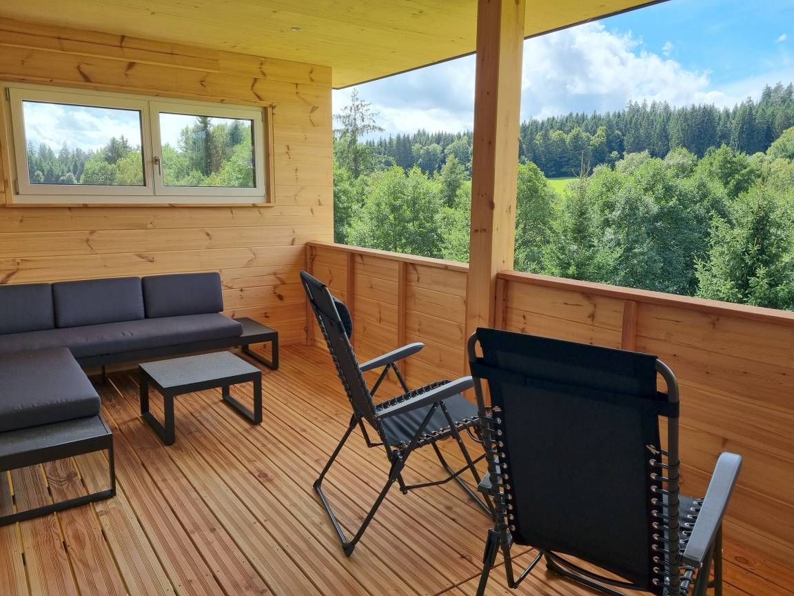 75 M² Ferienhaus ∙ 2 Schlafzimmer ∙ 4 Gäste - Titisee-Neustadt