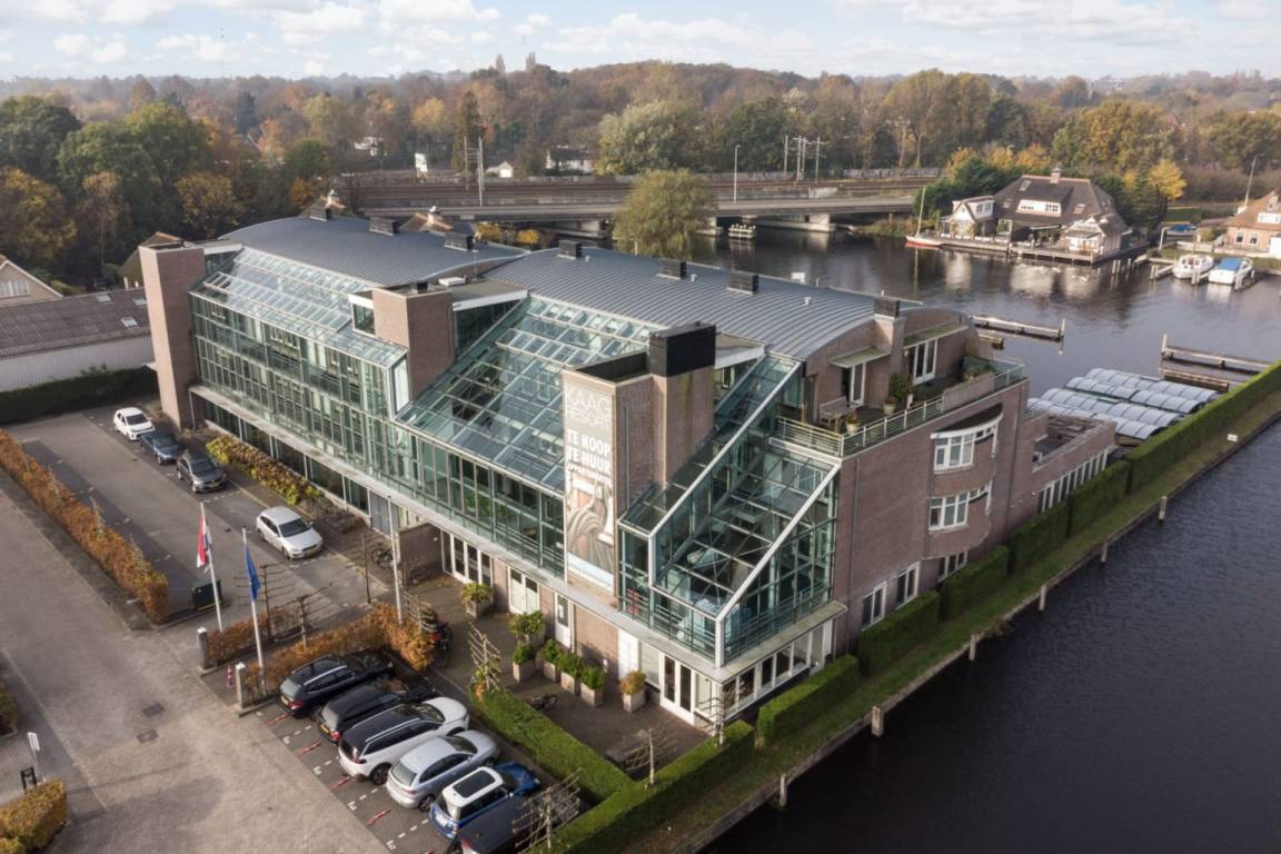 78 M² Appartement ∙ 2 Slaapkamers ∙ 6 Gasten - Lisse