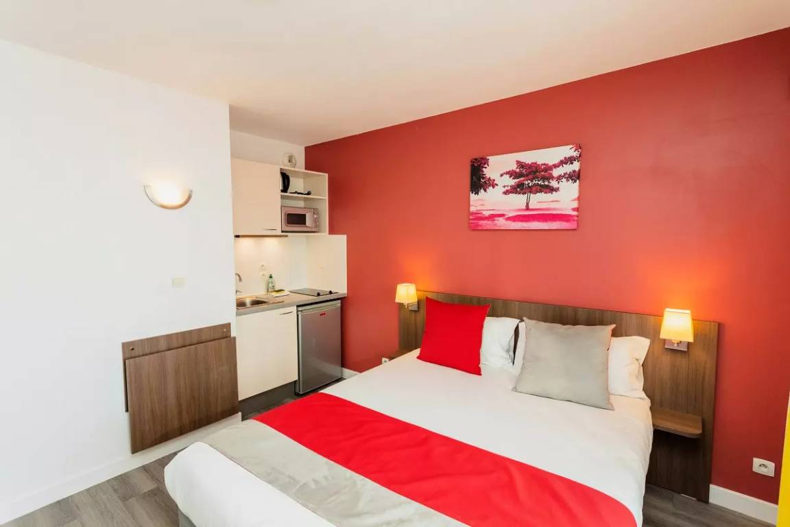 18 M² Studio ∙ 1 Chambre ∙ 2 Personnes - ibis Styles Perpignan Centre Gare