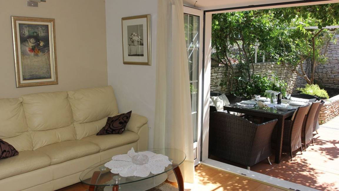 57 M² House ∙ 2 Bedrooms ∙ 4 Guests - Sutivan