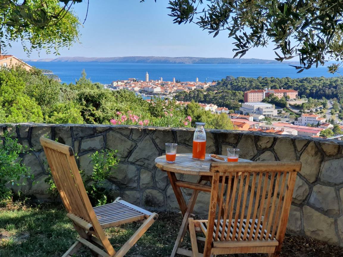 140 M² Maison De Vacances ∙ 3 Chambres ∙ 6 Personnes - Rab